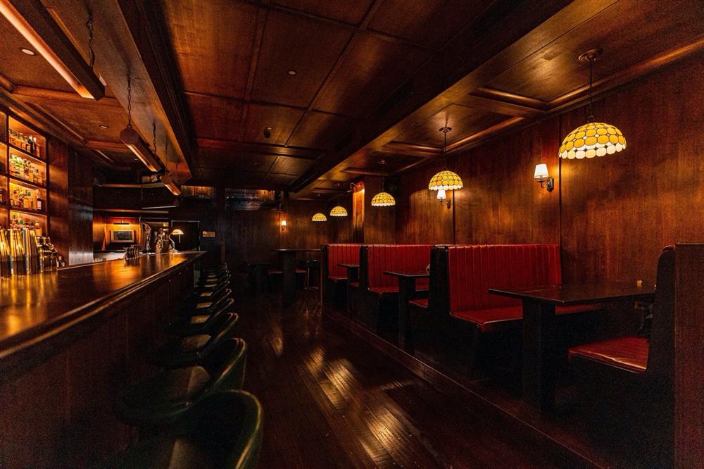 「Red Bull Bar Block 無夜城」台北松菸登場！集結15家風格酒吧的微醺派對 | La Vie