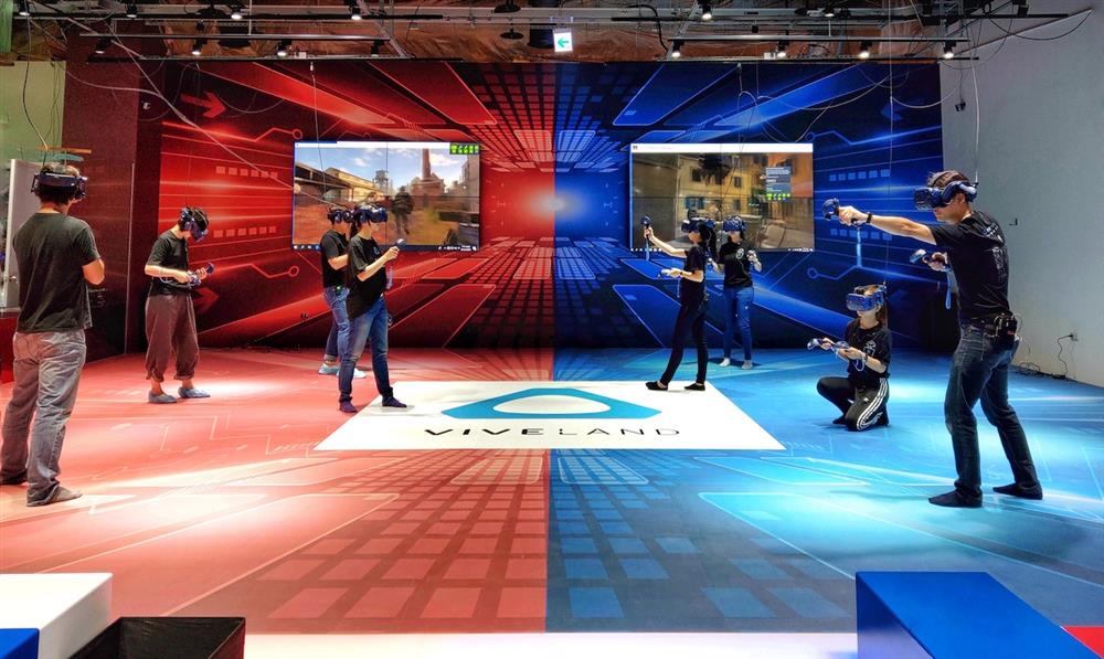 HTC VIVELAND VR虛擬樂園新開幕！豐富遊戲和劇院都在SKM Park Outlet | La Vie