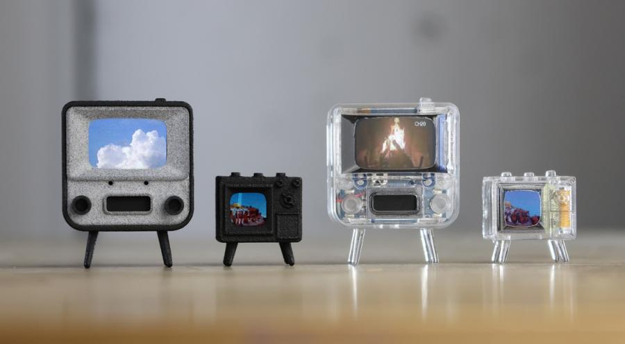 可愛不廢的超迷你電視「TinyTV 2」、「TinyTV Mini」！可播放完整電影、附加遙控功能 | La Vie