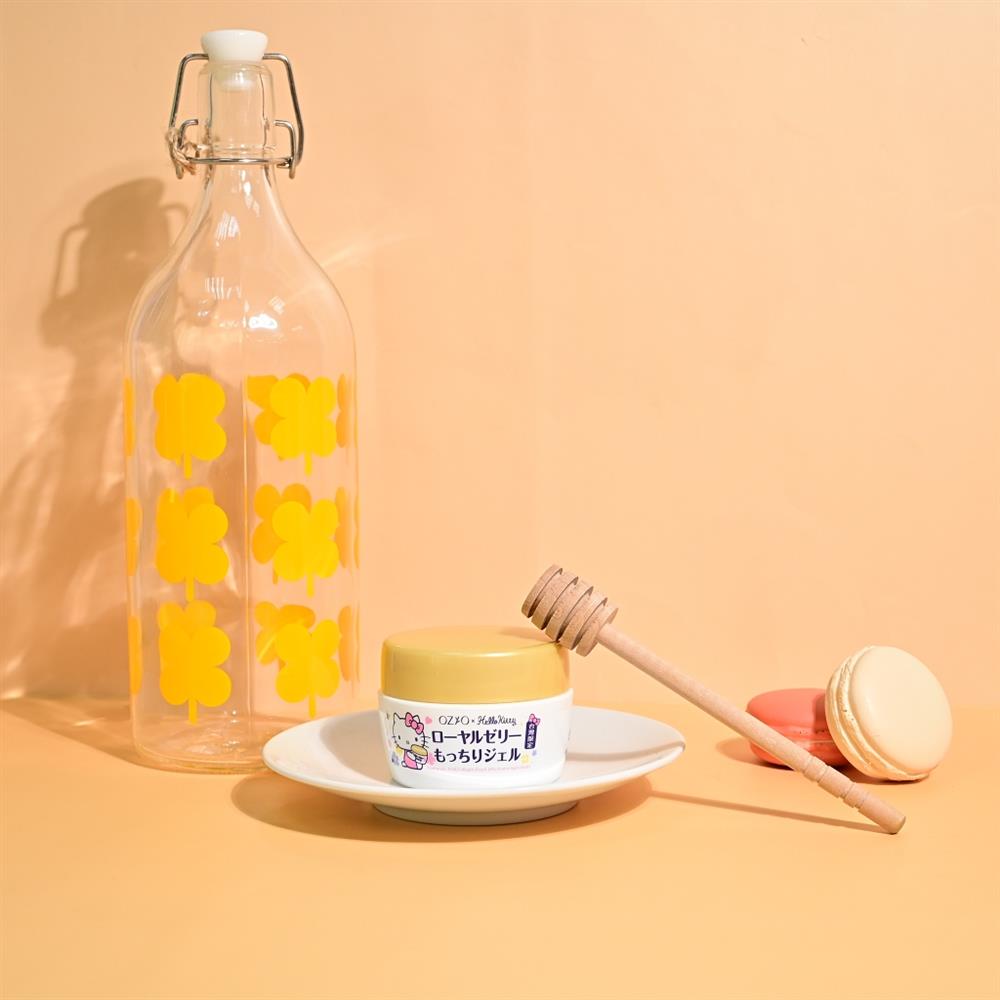 OZIO X Hello Kitty 攜手推出春日聯名限定款 | La Vie